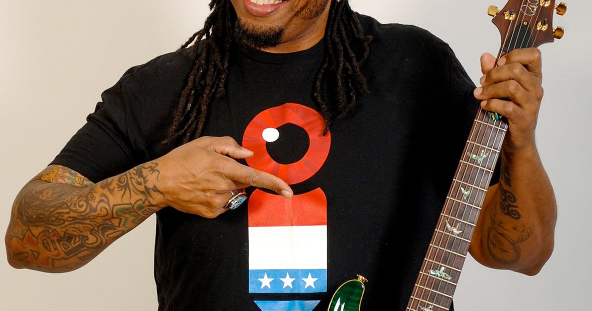 PRS Guitars | Kelly Bell