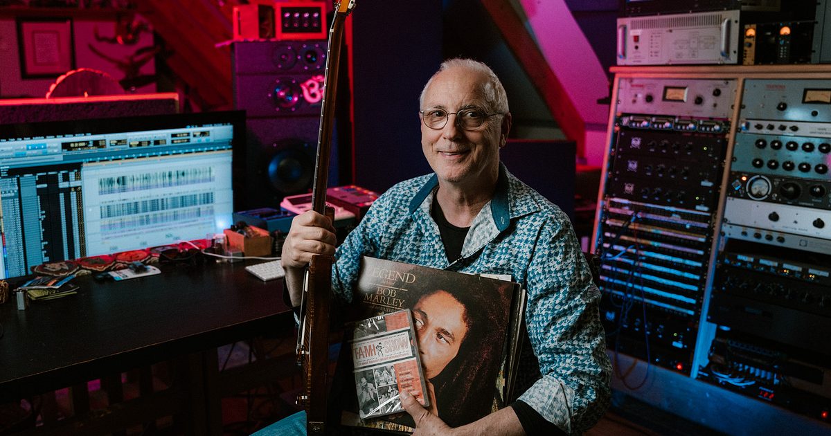 PRS Guitars | Paul Reed Smith Shares His Favorite Albums in Amoeba…